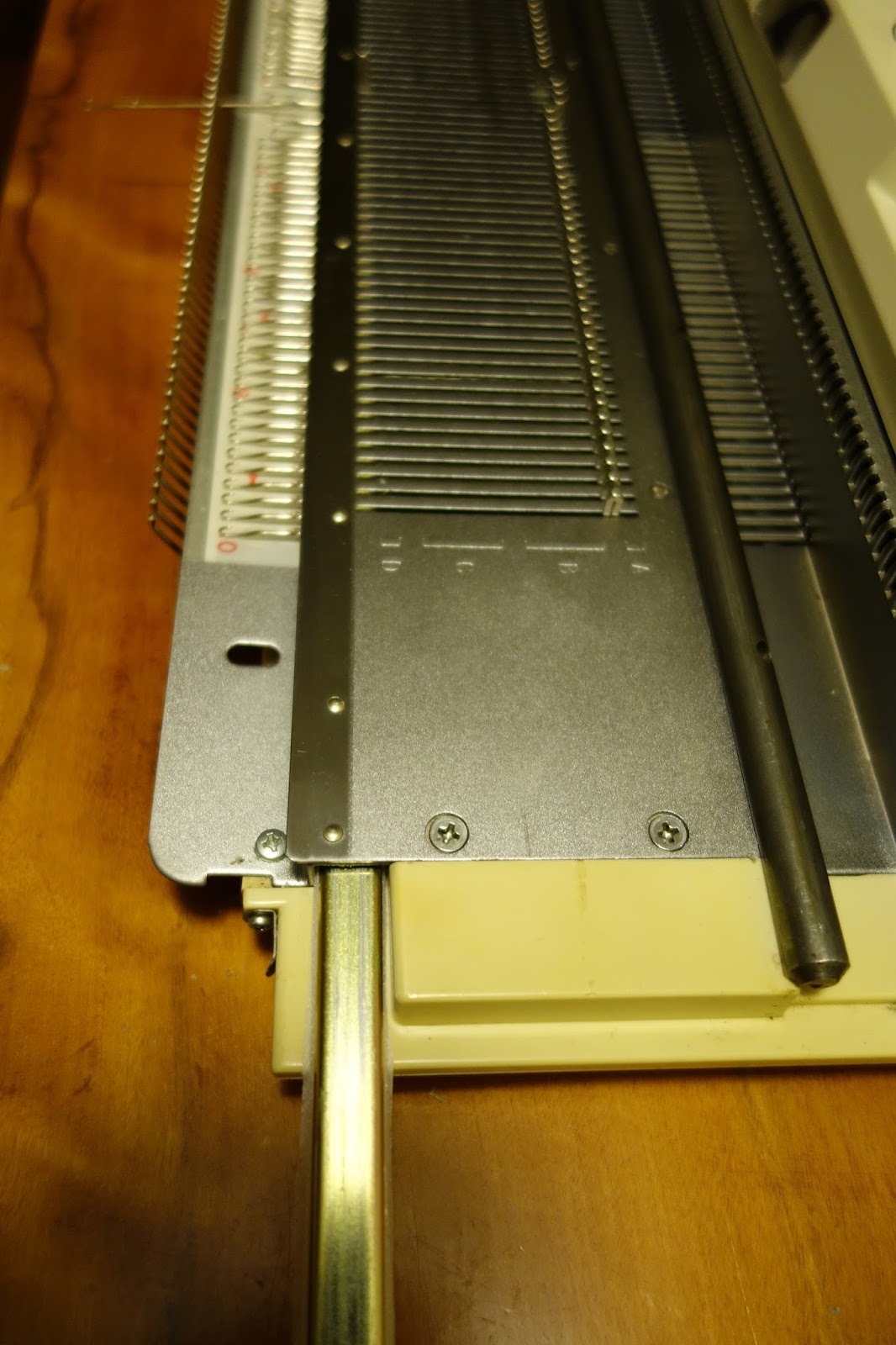 The Somnolent Dachshund: Machine Knit: new discoveries: meeting and ...