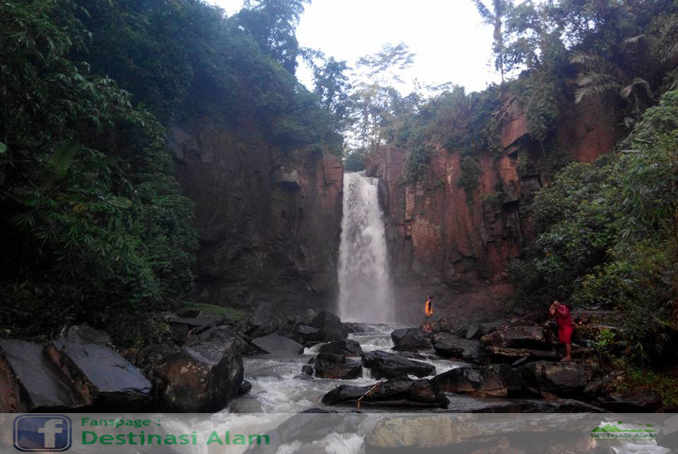 Curug Gombong Batang - Wisata Dieng