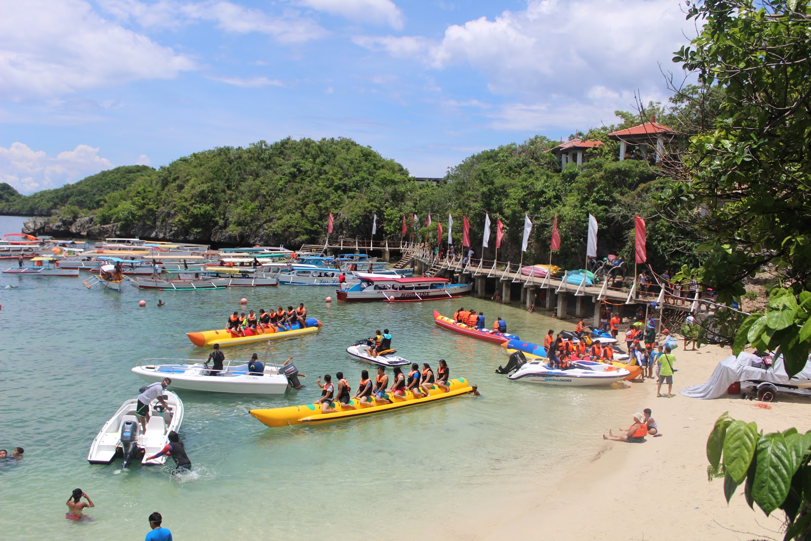 LEXICAL CROWN: HUNDRED ISLANDS NATIONAL PARK