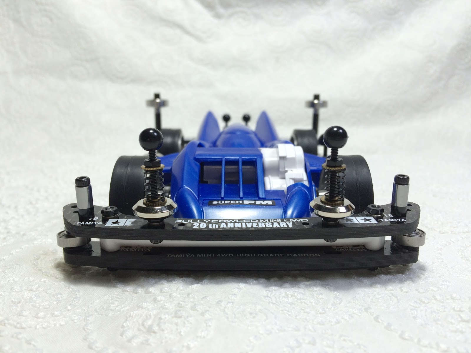 MARU Toys: STRATO VECTOR MINI 4WD