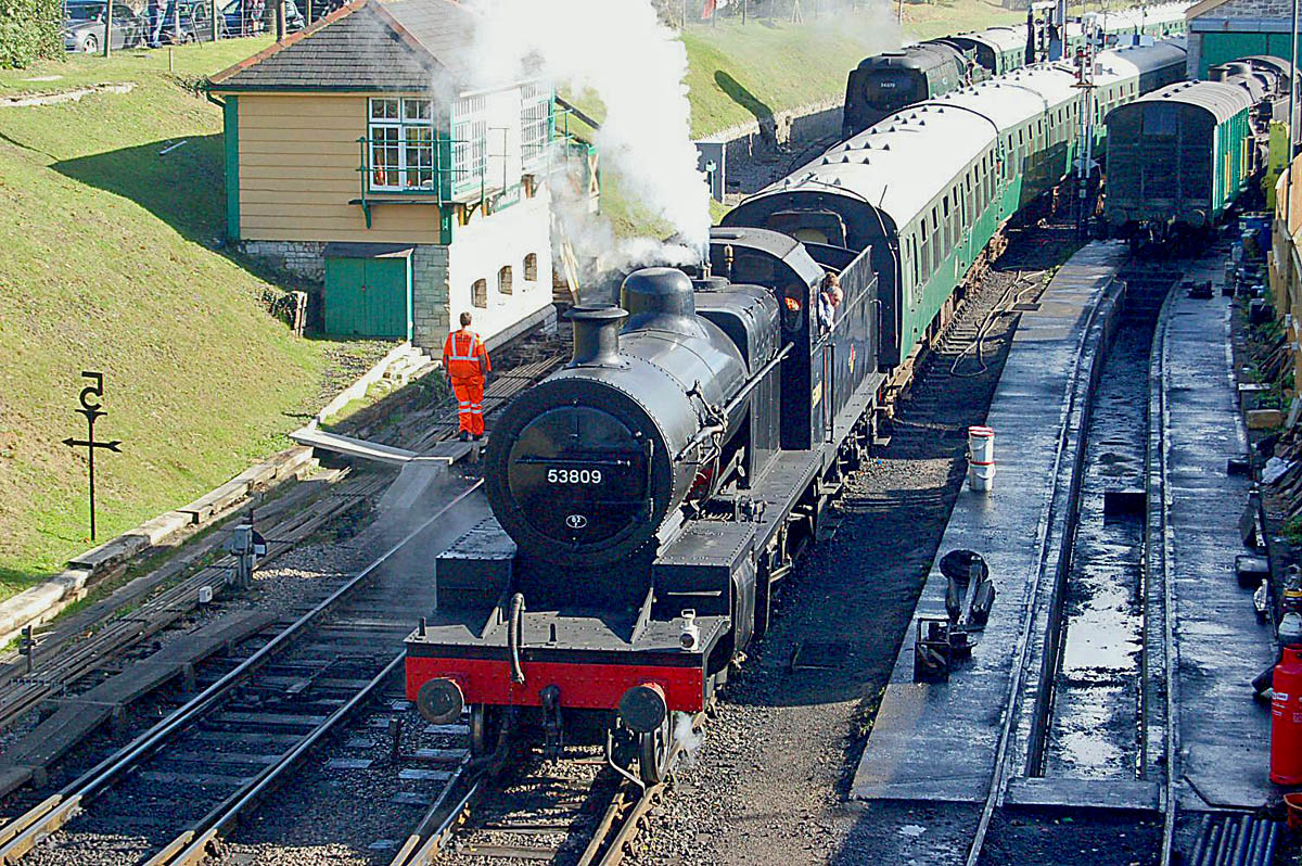47s and other Classic Power at Southampton: Swanage Railway Steam Gala ...