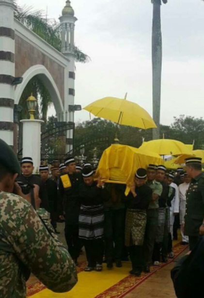 Maharum Bugis Syah (MBS): Almarhumah Raja Nor Mahani binti Raja Shahar ...