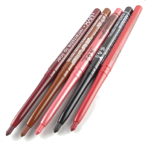 Redefining the Face Of Beauty : ENHANCE YOUR PERFECT LIPS WITH LIP LINER!