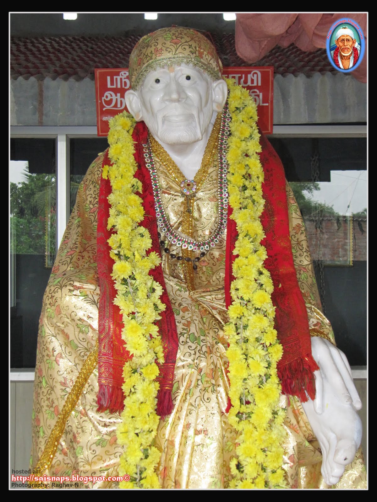Sai Wallpaper: Sri Ananda Sai Baba Mandir. Poonthandalam, Nandampakkam ...