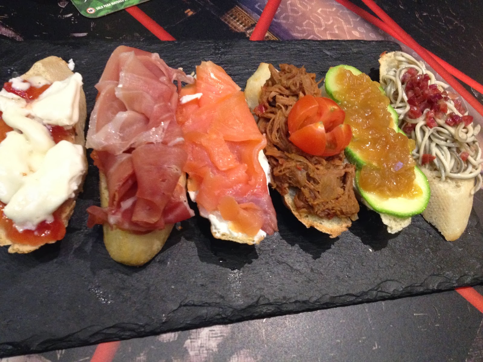 Hablamos de pinchos - ¡Huele Bien!