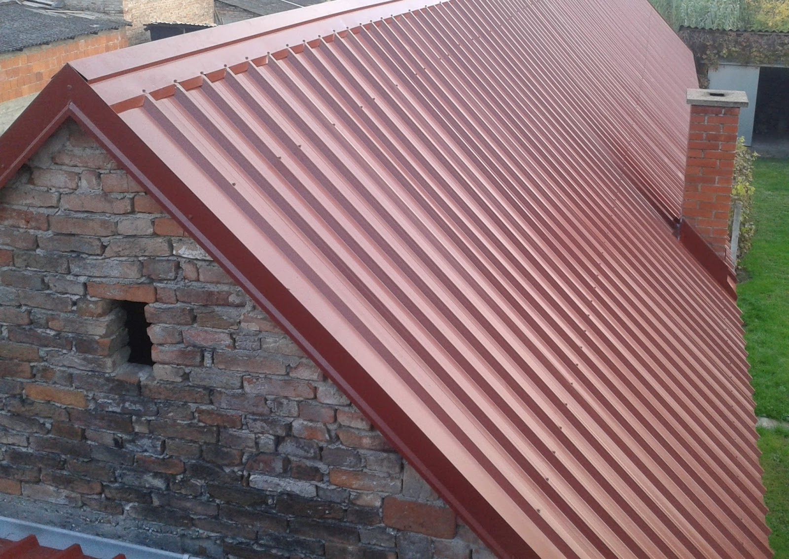 Obrt za limarske usluge Limovit Vinkovci: TRAPEZNI LIM (KROVNI POKROVI)