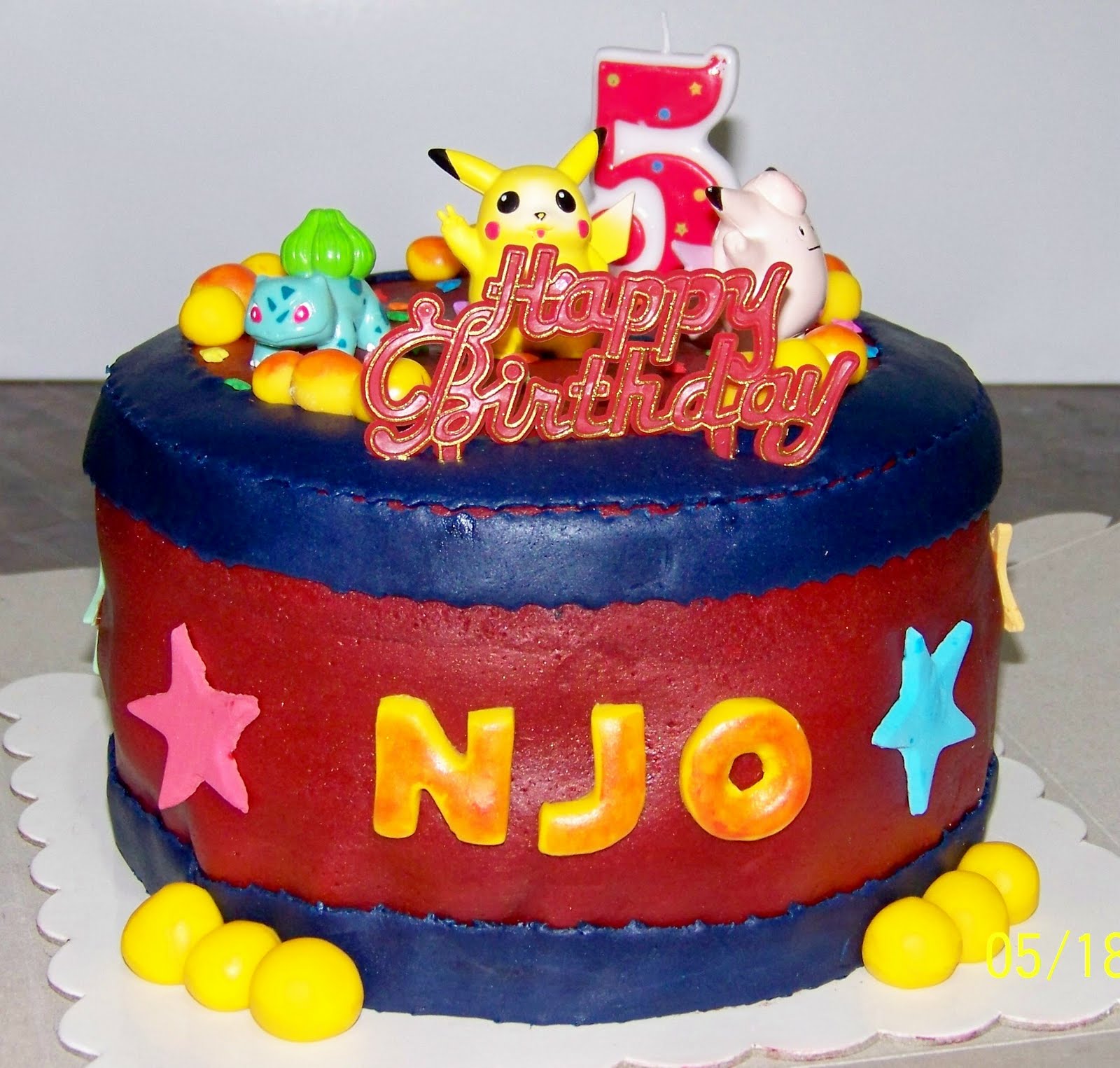 Rosie's Delights: Pokemon themed Fondant Cake