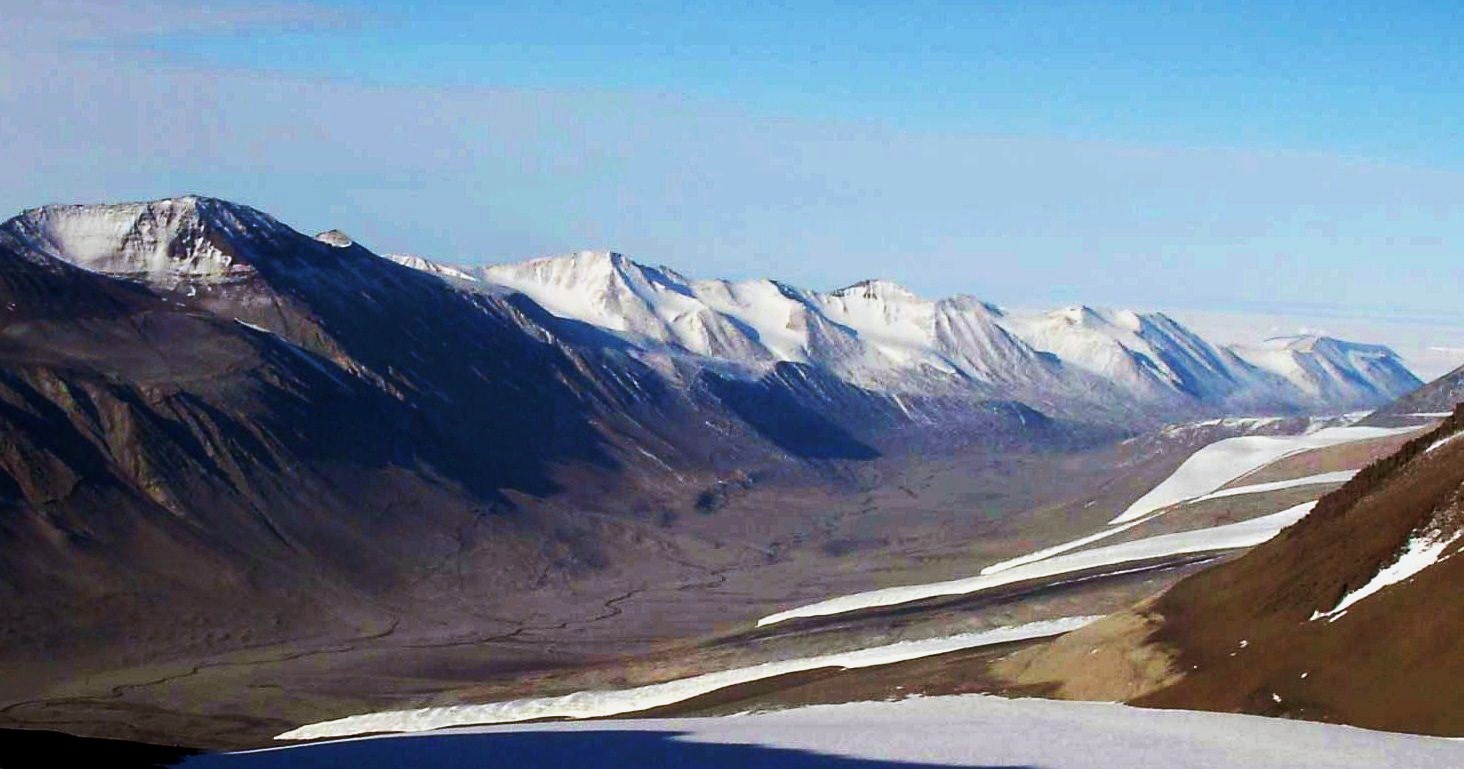 Ultima Thule: Dry Valleys and Lake Vanda - wonderful Antarctica