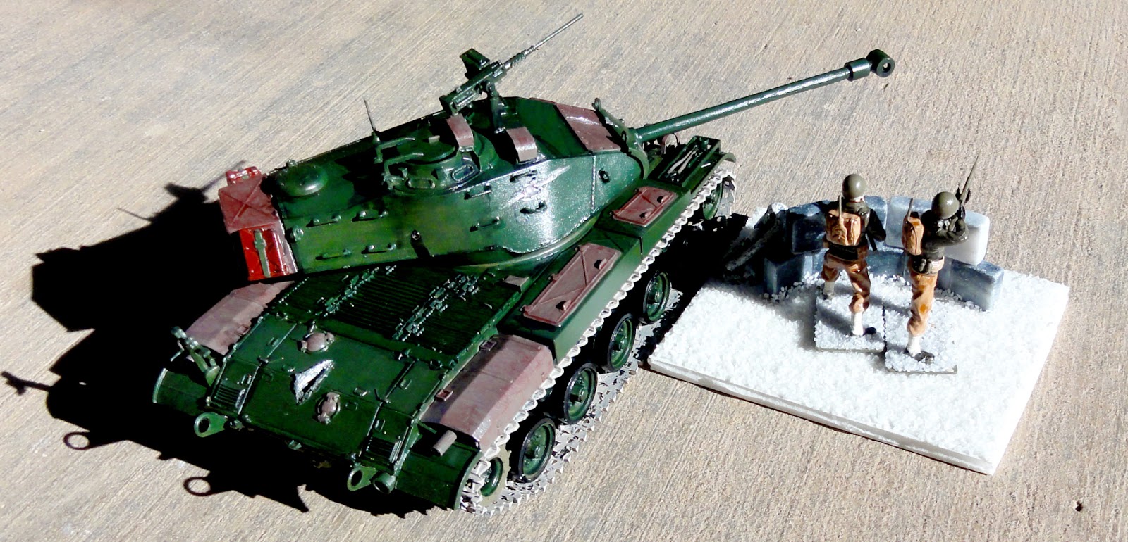 Warlite's Miniatures: M41 Walker Bulldog Tank Model