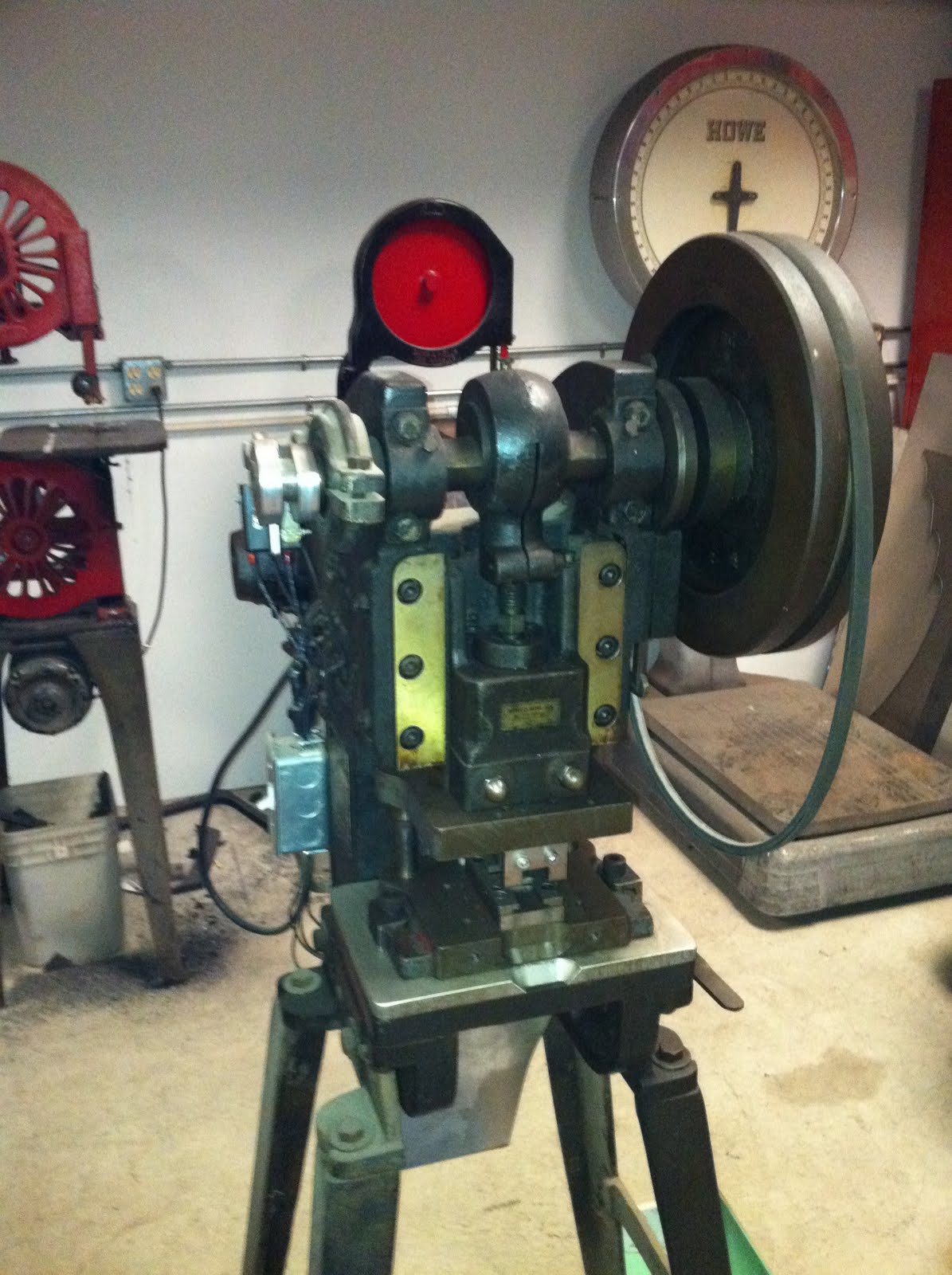 Jeff Decker: How are the noose key chains made?