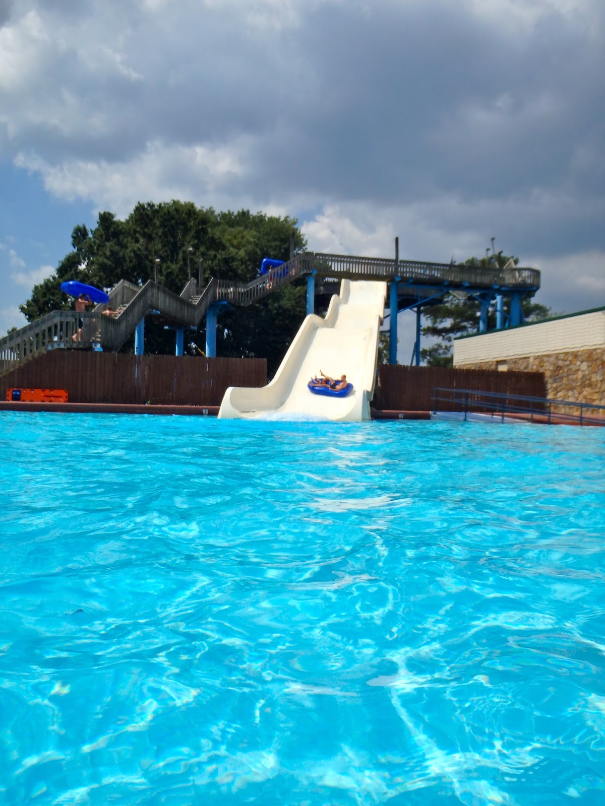 grass stains: A day at Point Mallard