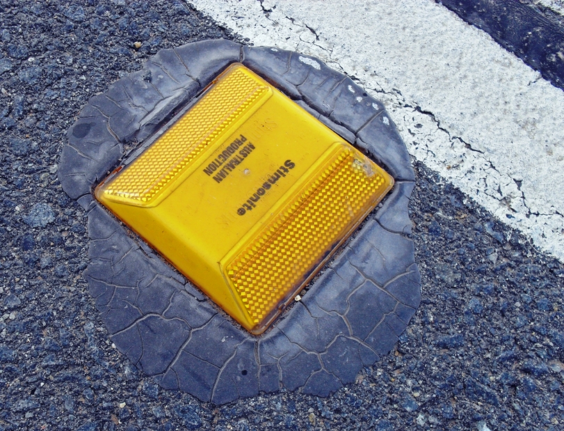 Botts Dots Pavement Markers