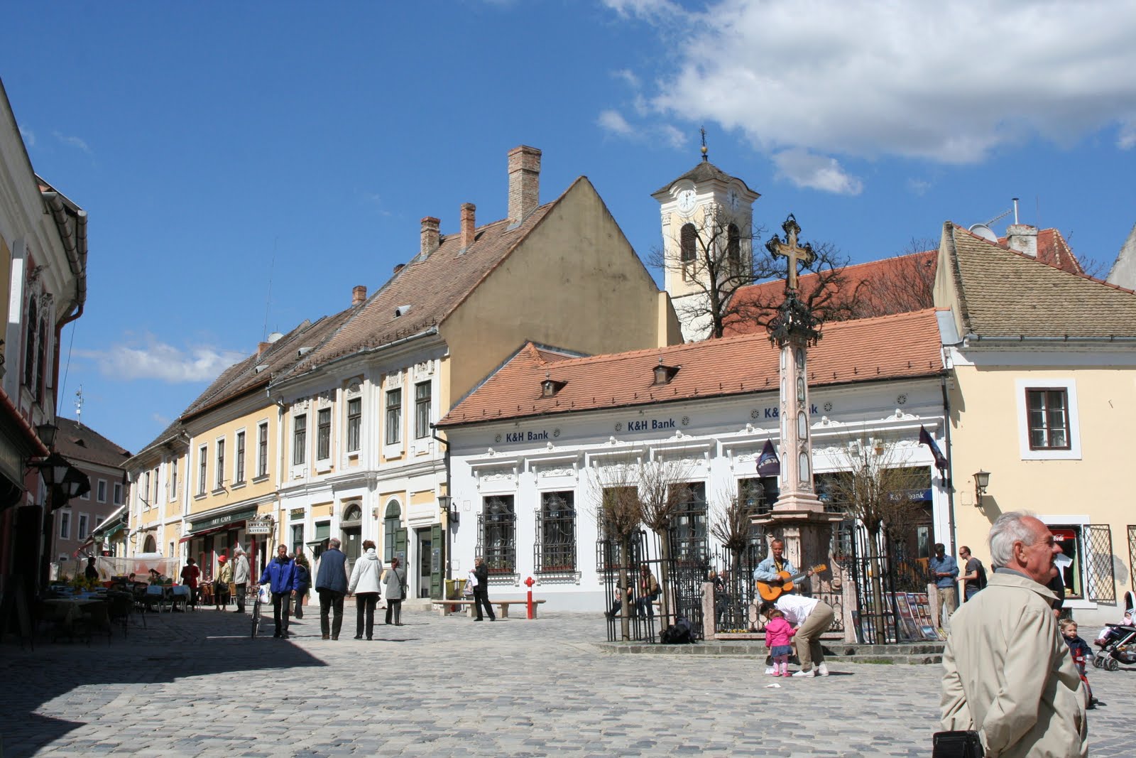 To See the Seven Continents: Szentendre, Hungary