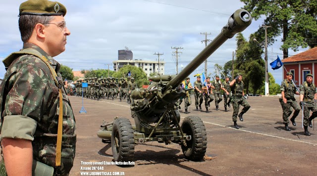 VEICULOS E ARMAMENTOS MILITARES: Obuseiro Leve 105 mm L118 AR