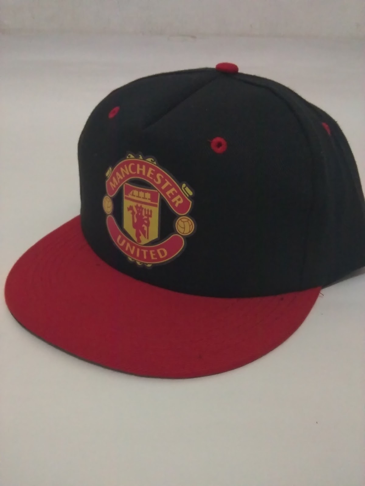 TOPI - MUFCSTORE Product