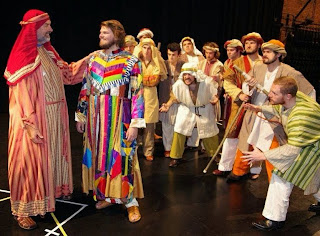 Laraway Happenings: Kyle Bennett stars in Lyric Theatre's production of ...