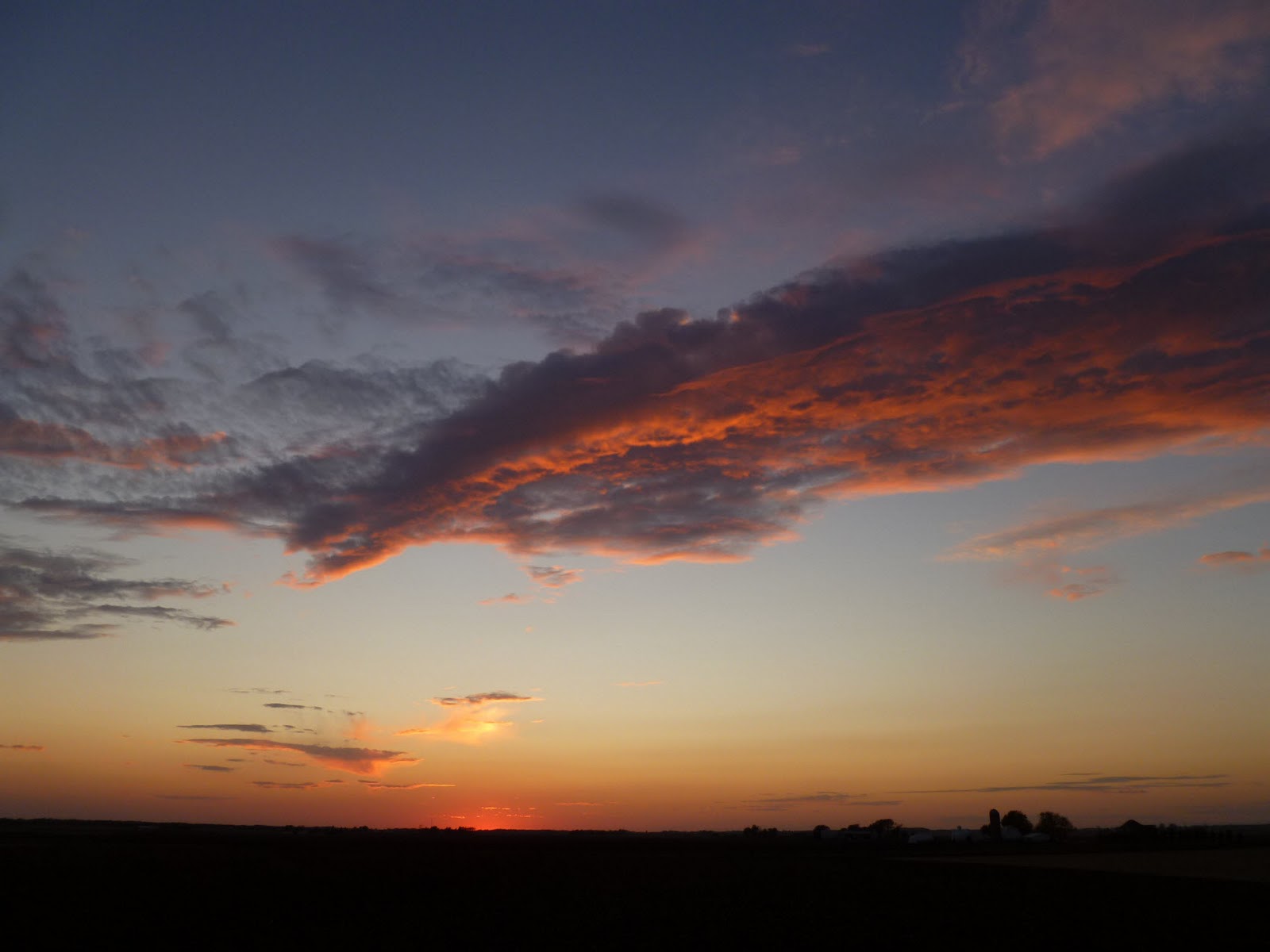 Three Things Very Dull Indeed: A small collection of beautiful fall sunsets