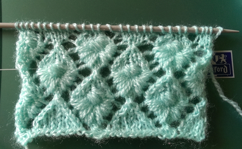 Anything Creative: Shell Pattern - Knitting tutorial