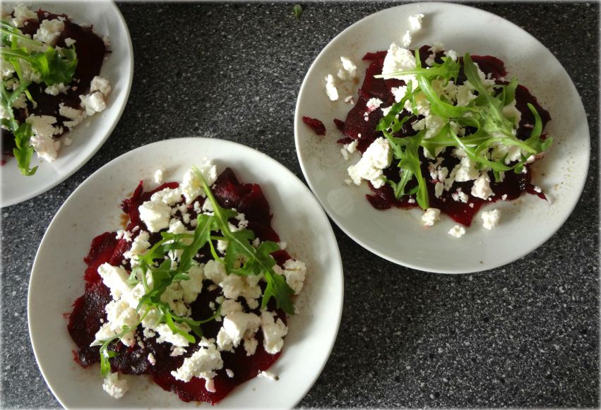 Kámen úrazu: Carpaccio z červené řepy s balkánským sýrem