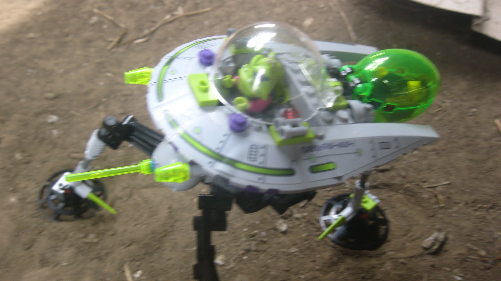 The Science Bear's Lego Creations: set 7051 tripod invader (166pcs/pzs ...