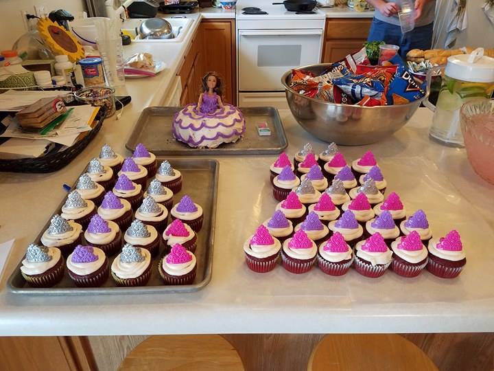 Milk Chocolate: Princess Luna Turns 1!