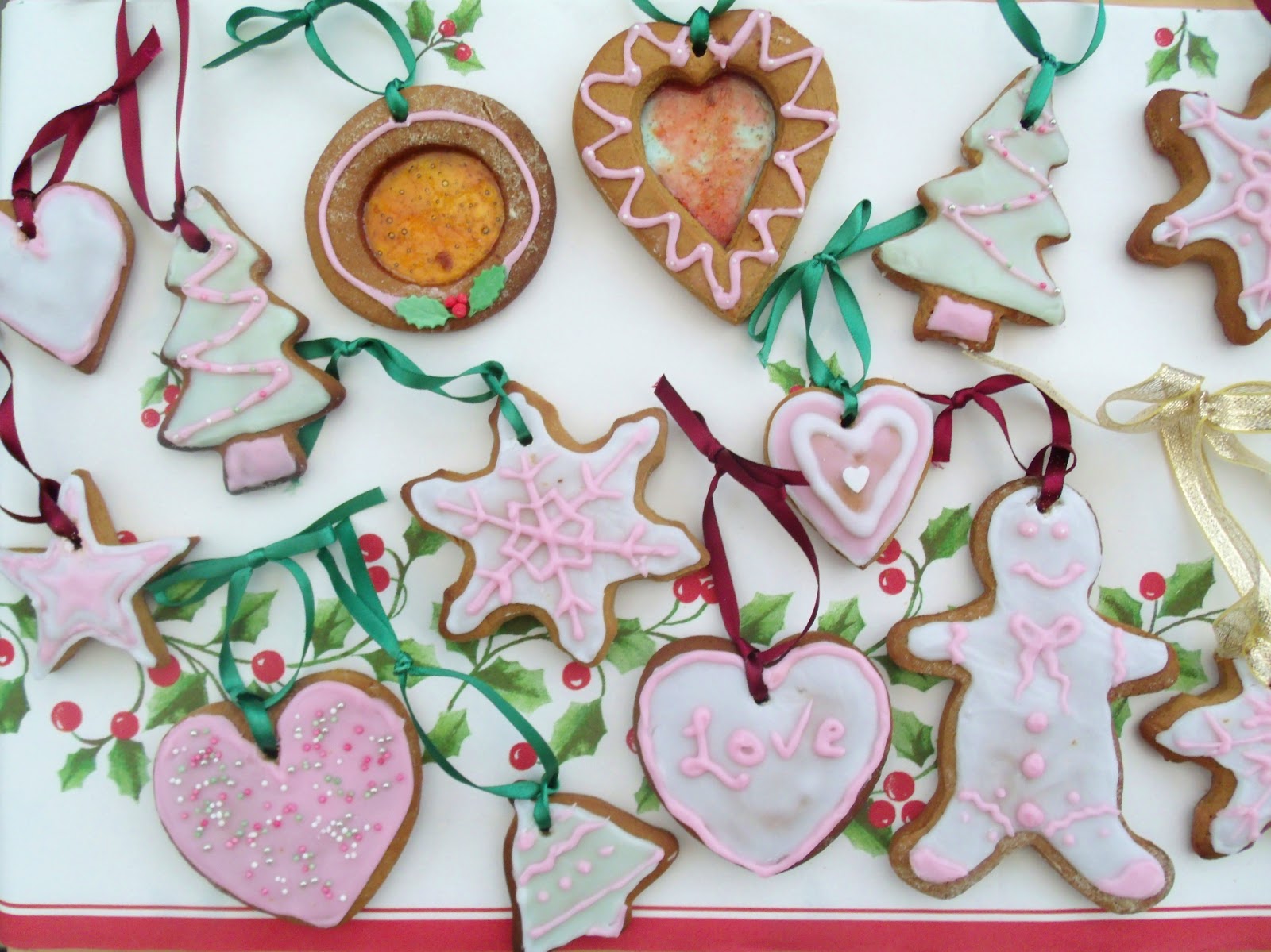 Christmas Gingerbread Tree Decoration Biscuits ♥ - Victoria's Vintage ...