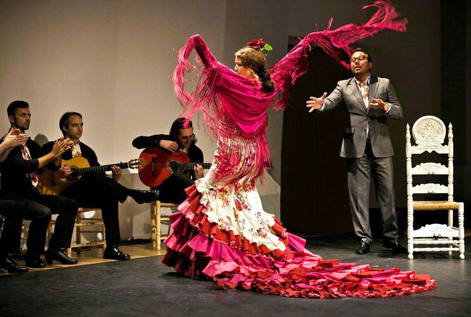 La Reina De La Luna +: Bailaora La Cati