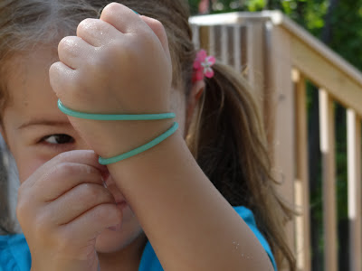 Busy Hands Blessed Hearts: Spaghetti Pool Pretend Play