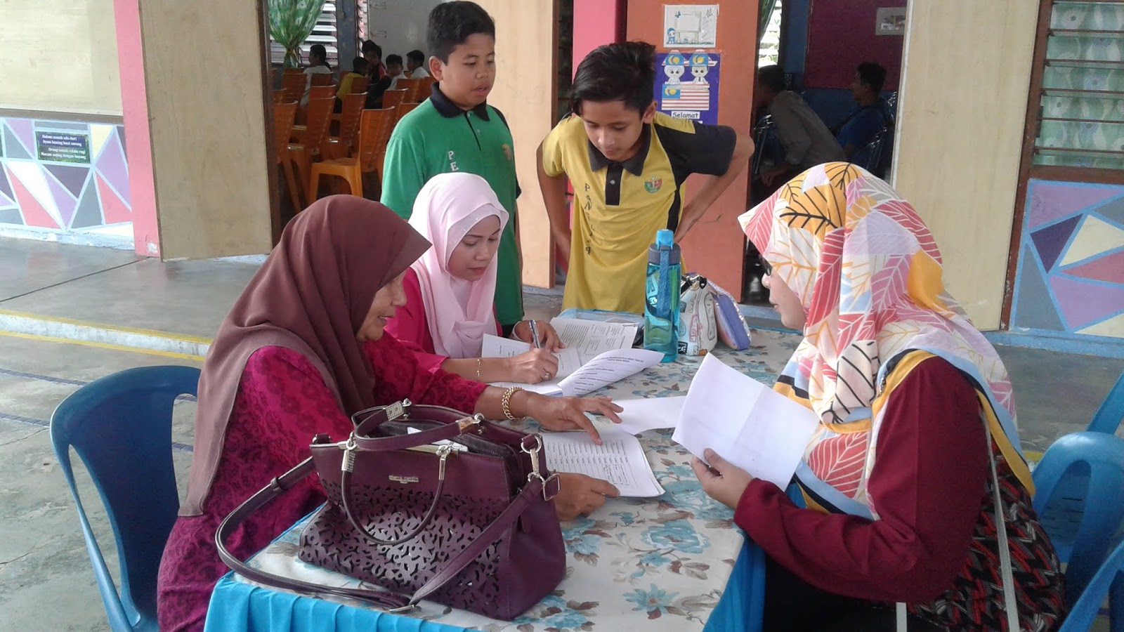 Corat coret warga Sk Pulau Meranti: BANTUAN SUMBANGAN DARI BANK RAKYAT ...