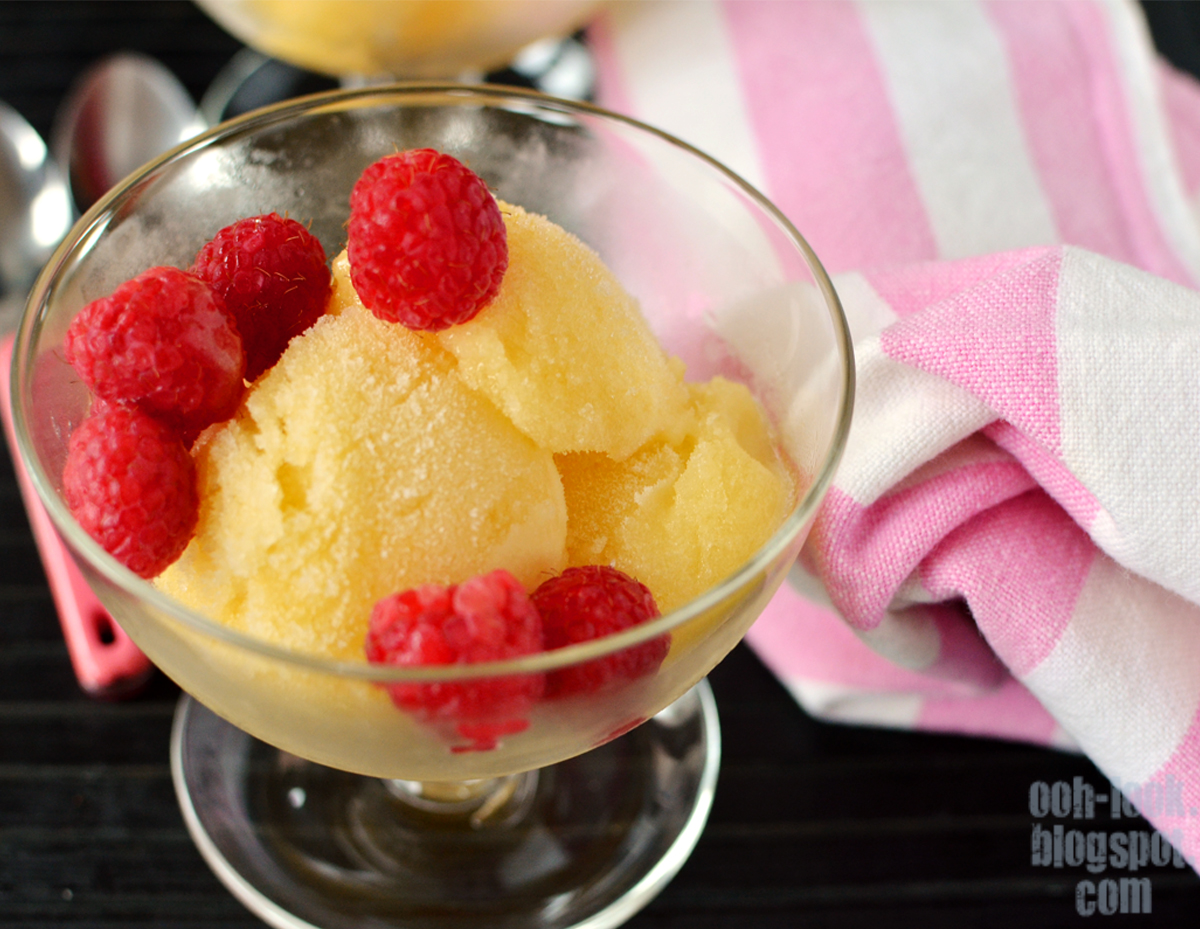 Ooh, Look...: Happiness is...Mango Lychee Sorbet