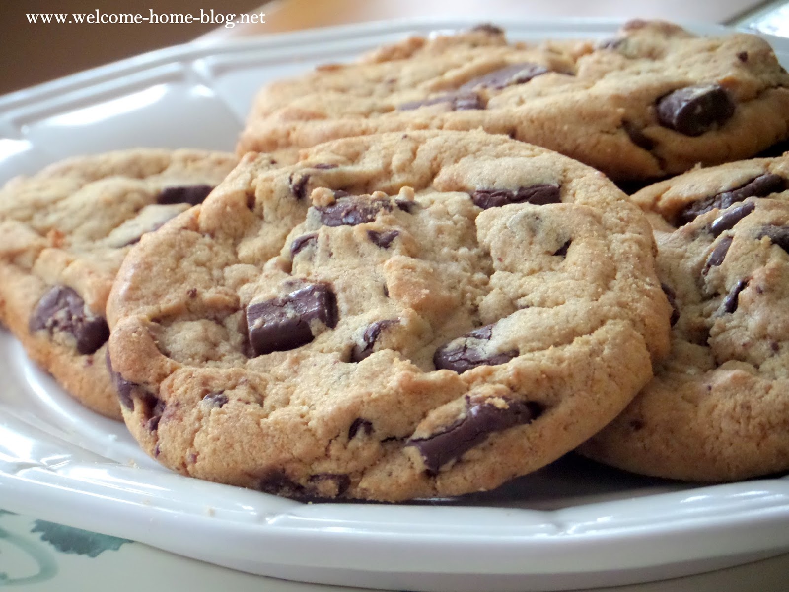 Welcome Home Blog: Chewy Chocolate Chunk Cookies