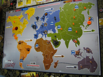 Hiew's Boardgame Blog: Risk Legacy