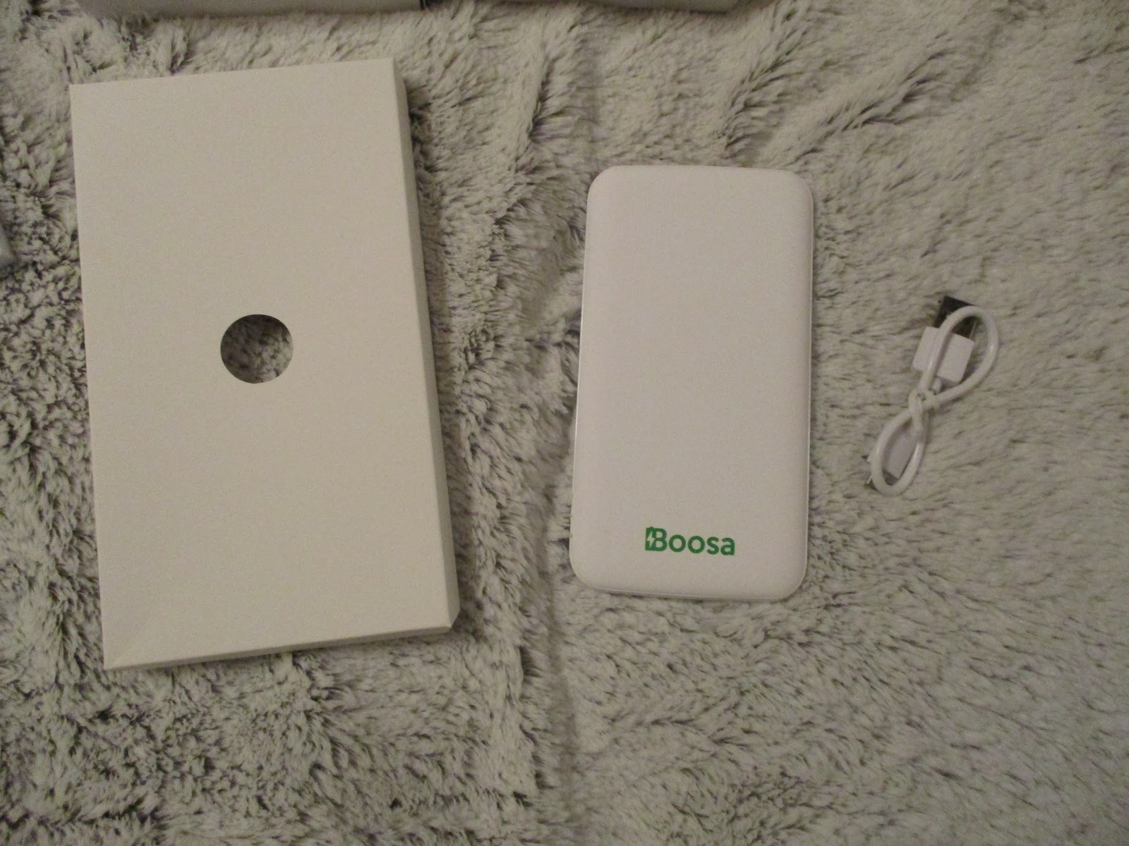 Missy's Product Reviews : Boosa Macro M1 Power Bank Holiday Gift Guide 2018