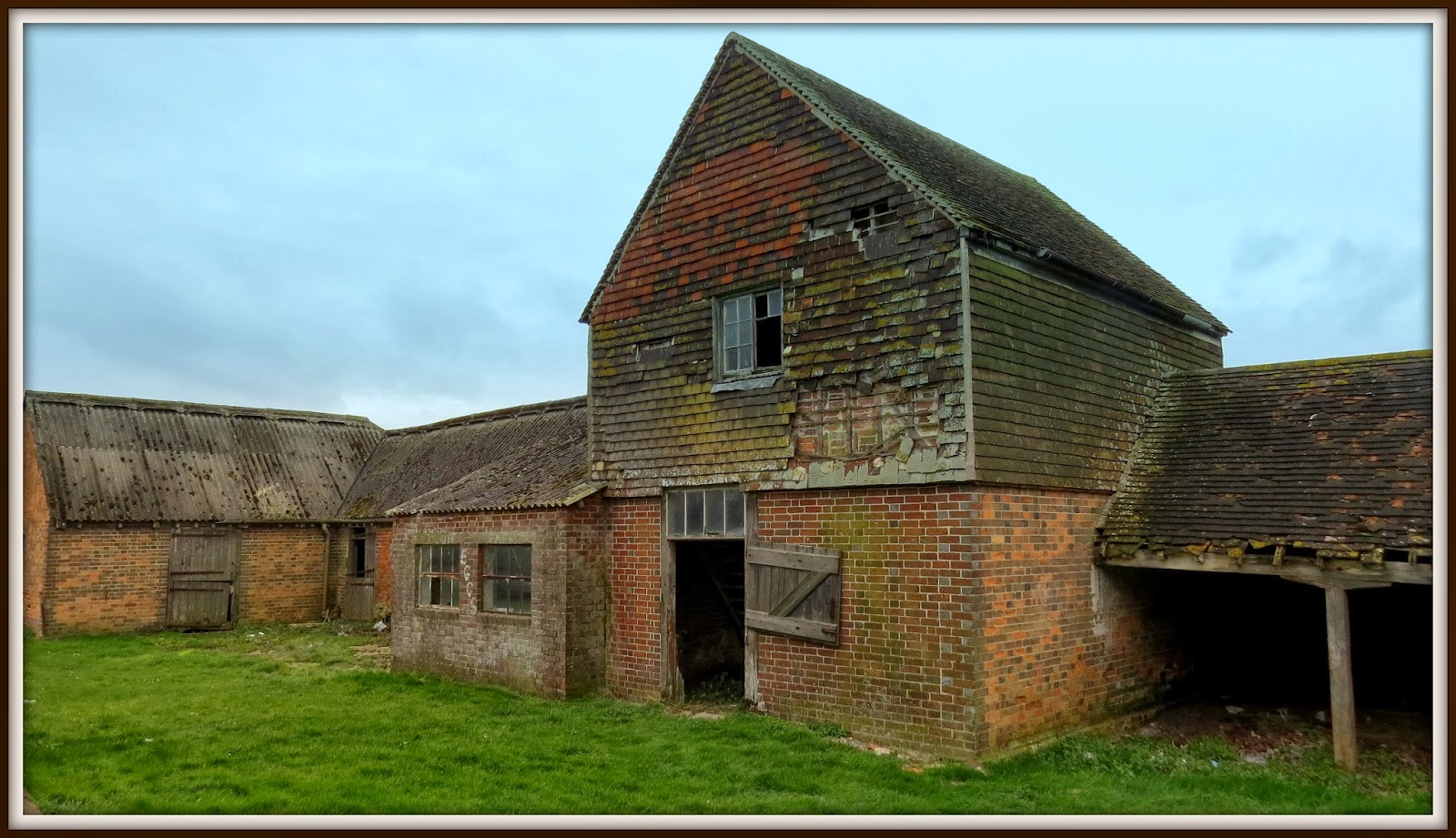 Grandma P's Ramblings Through Life: Glynde and Beddingham Hill. Part 1.
