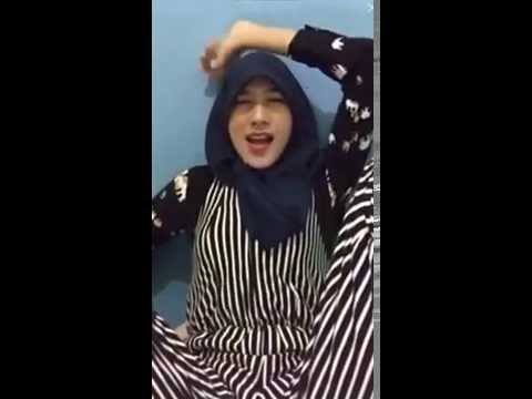 vidio ngentot seorang santri dengan body yang montok haus sex ngentot ...