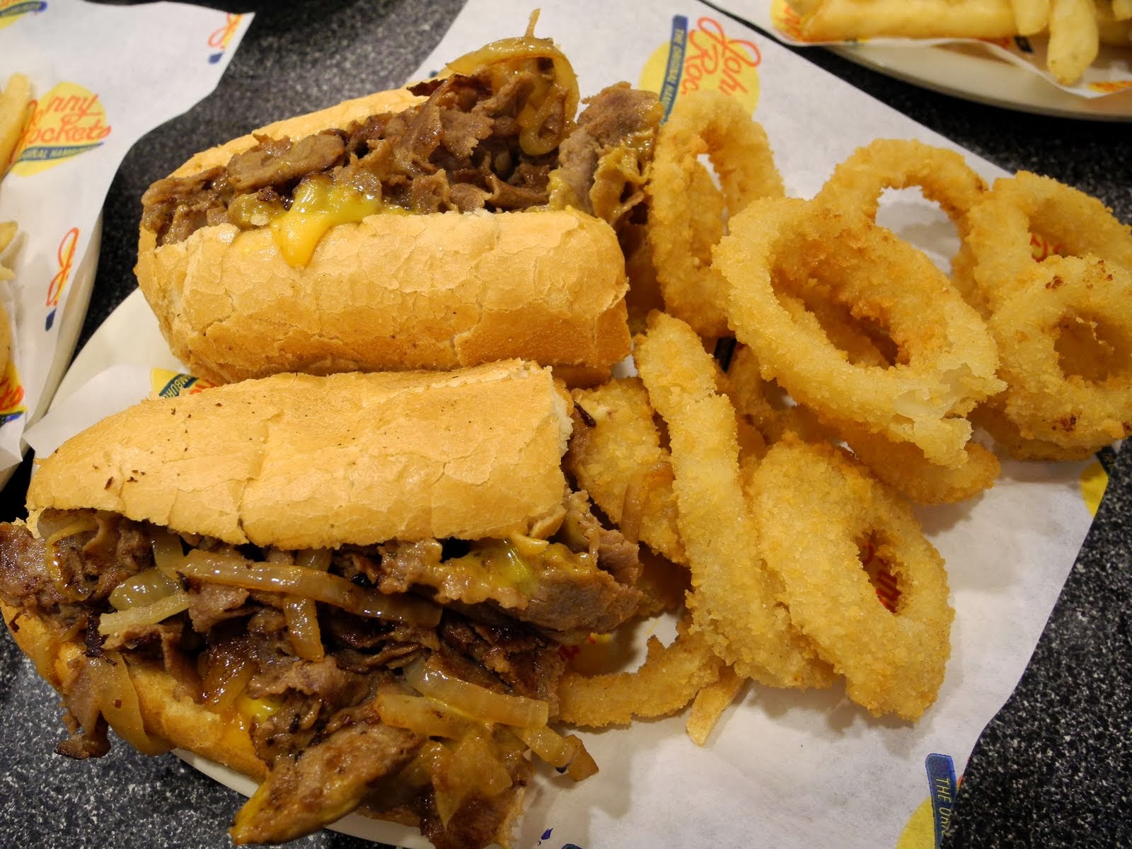 Johnny Rockets, New York : Eating Without Moving