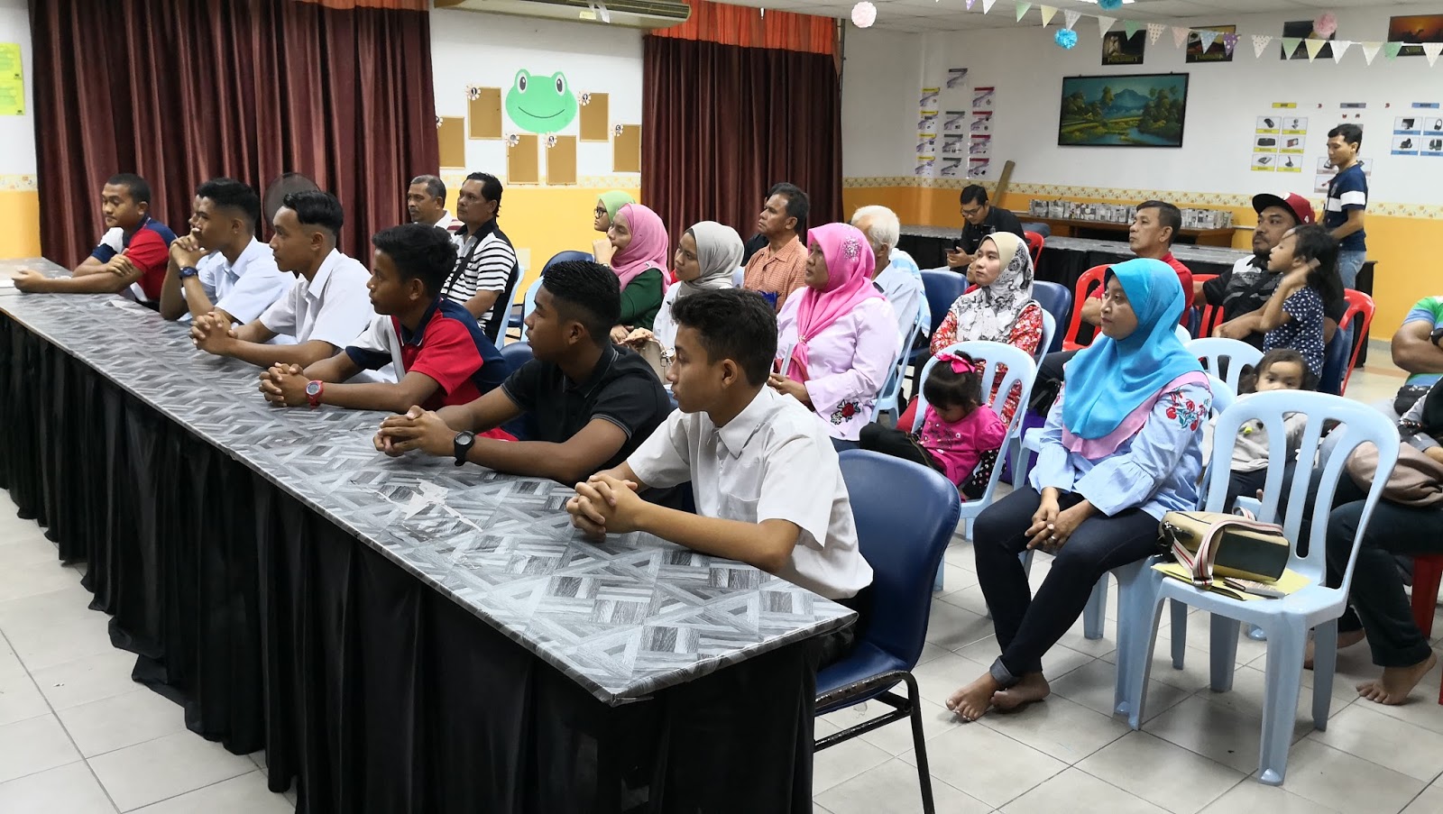 Sekitar Majlis Pendaftaran Pelajar Baru 2018 - SMK Taman Bukit Indah ...