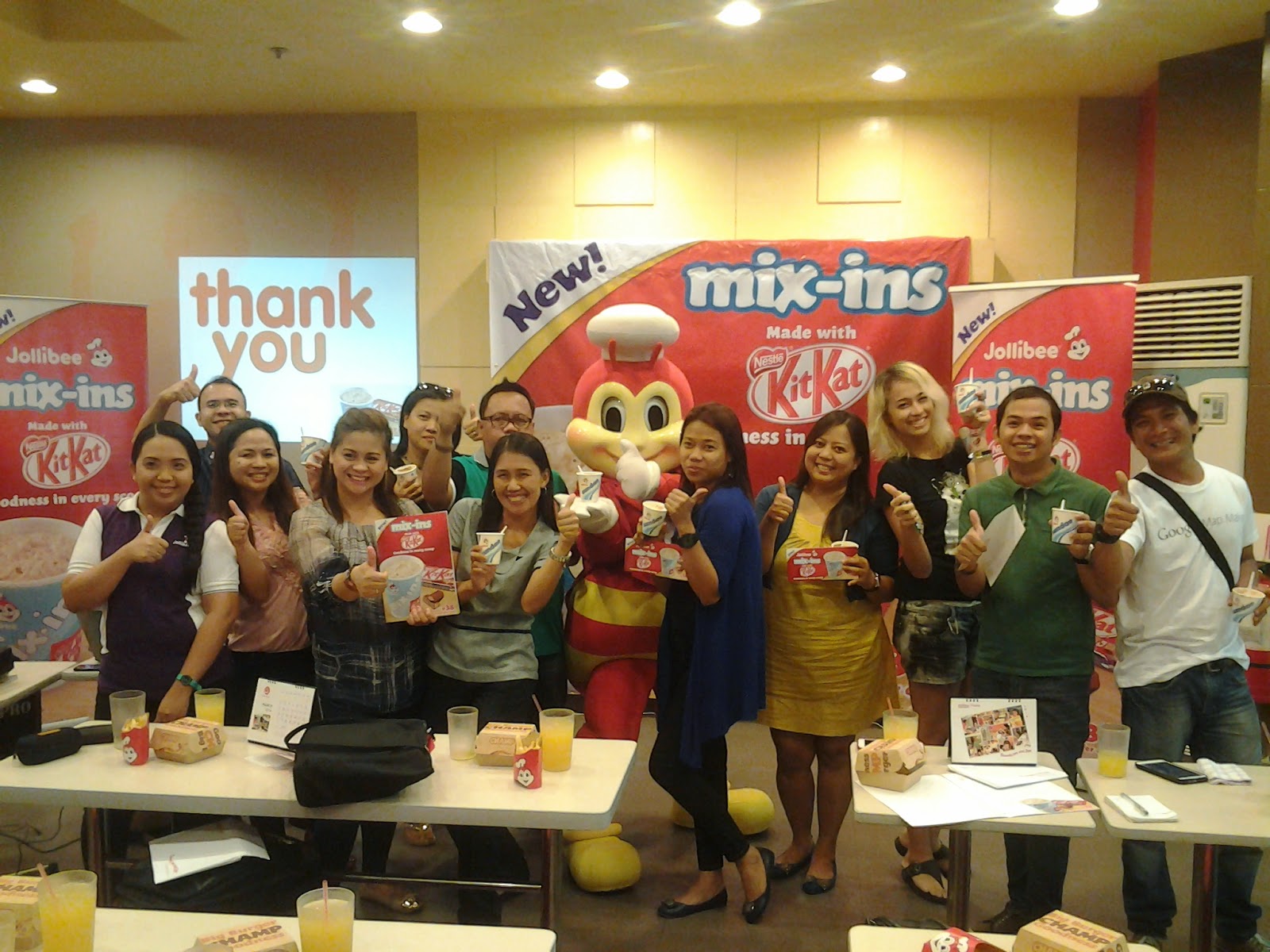 Jollibee Kitkat Mix-ins: A Sweet Treat for a Sweet Tooth - Chix & Tell