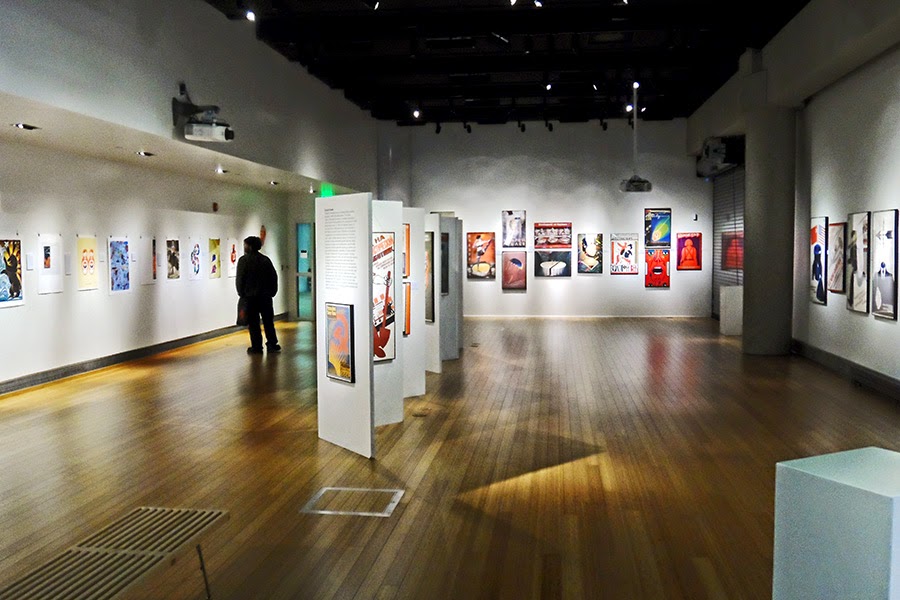Art Reviews and Commentary: Rethinking Soviet Posters: Exhibit at San ...