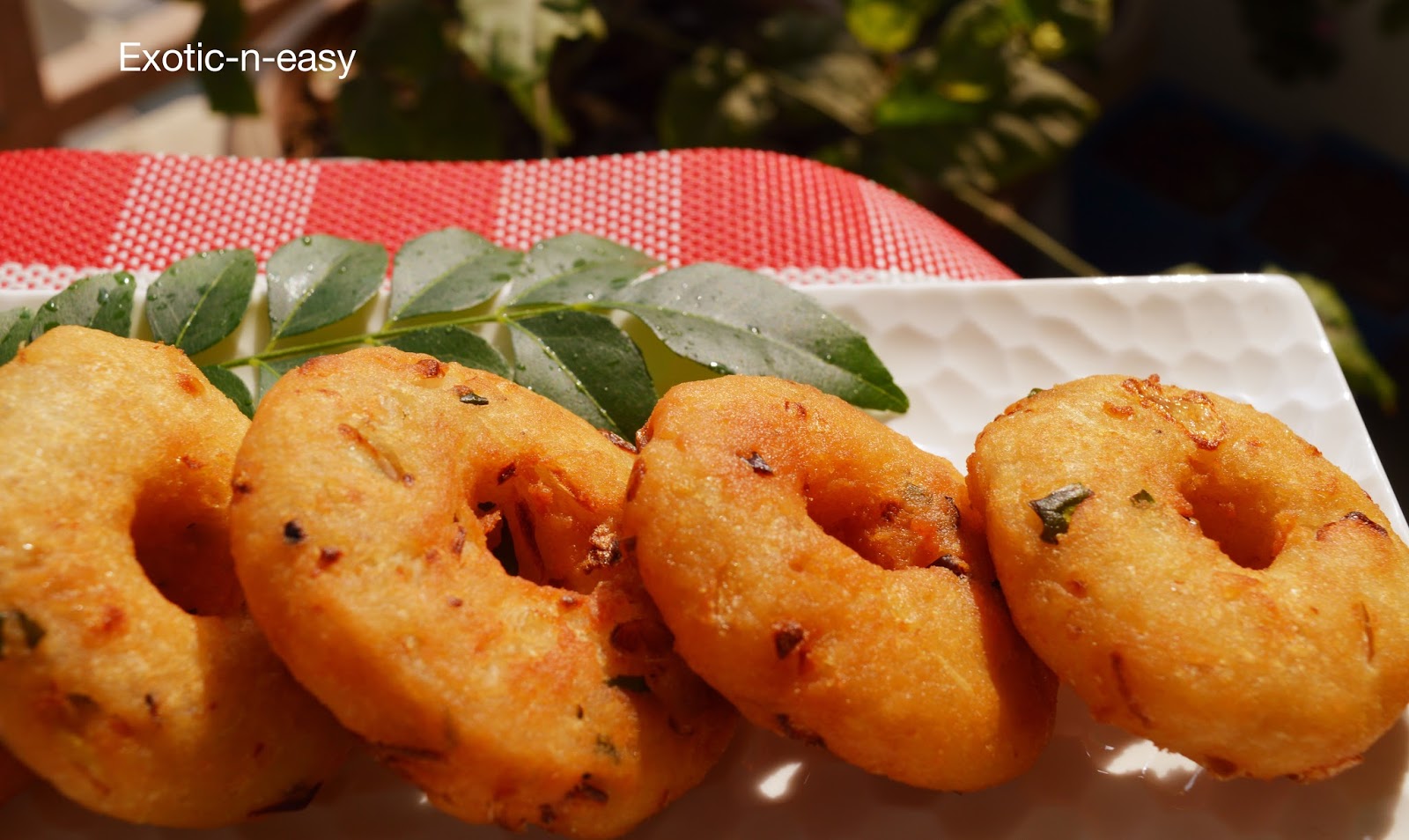 exotic-n-easy cooking: Poha Vada (Flattened Rice Vada)