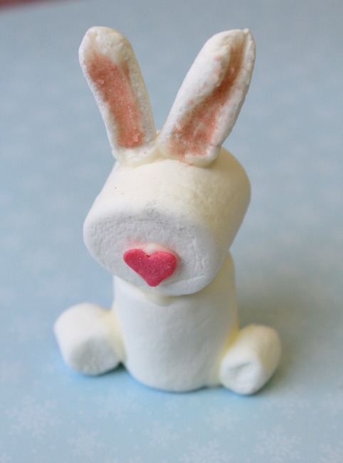 How to Make Cute Marshmallow Bunnies - Crafts a la mode
