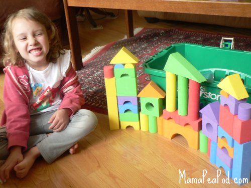 Mama Pea Pod: {Playing With Symmetry - Preschool Math Game}