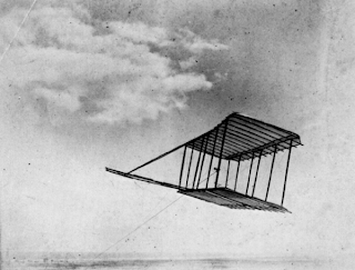 Le Wright Flyer : Le premier Avion en vol ~ Vers La Maitrise