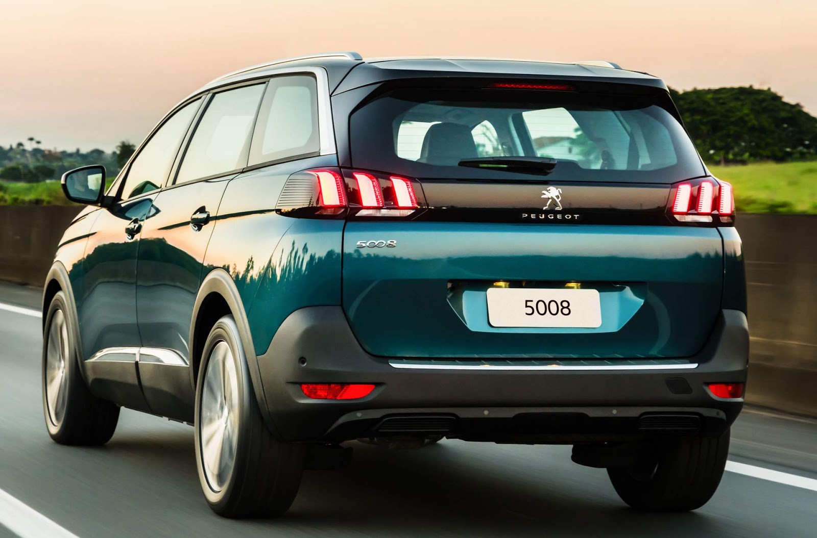 Peugeot 5008 chega ao Brasil: preço R$ 157.490 reais