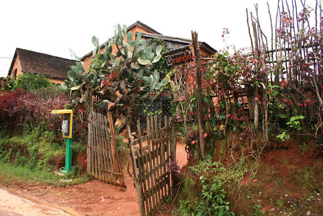 Deux Indiens dans l'Océan: Ambositra (2)