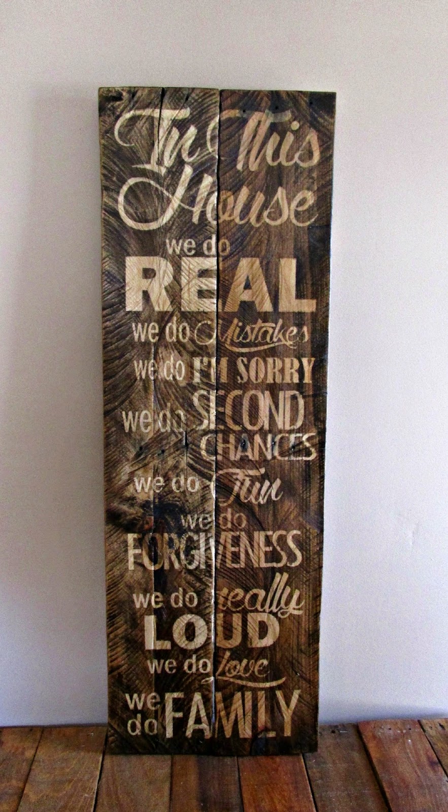 Northwoods Attic: Pallet Hand Painted Wood Signs Collection