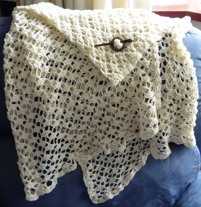 A Scrapjourney: Cream Shawl