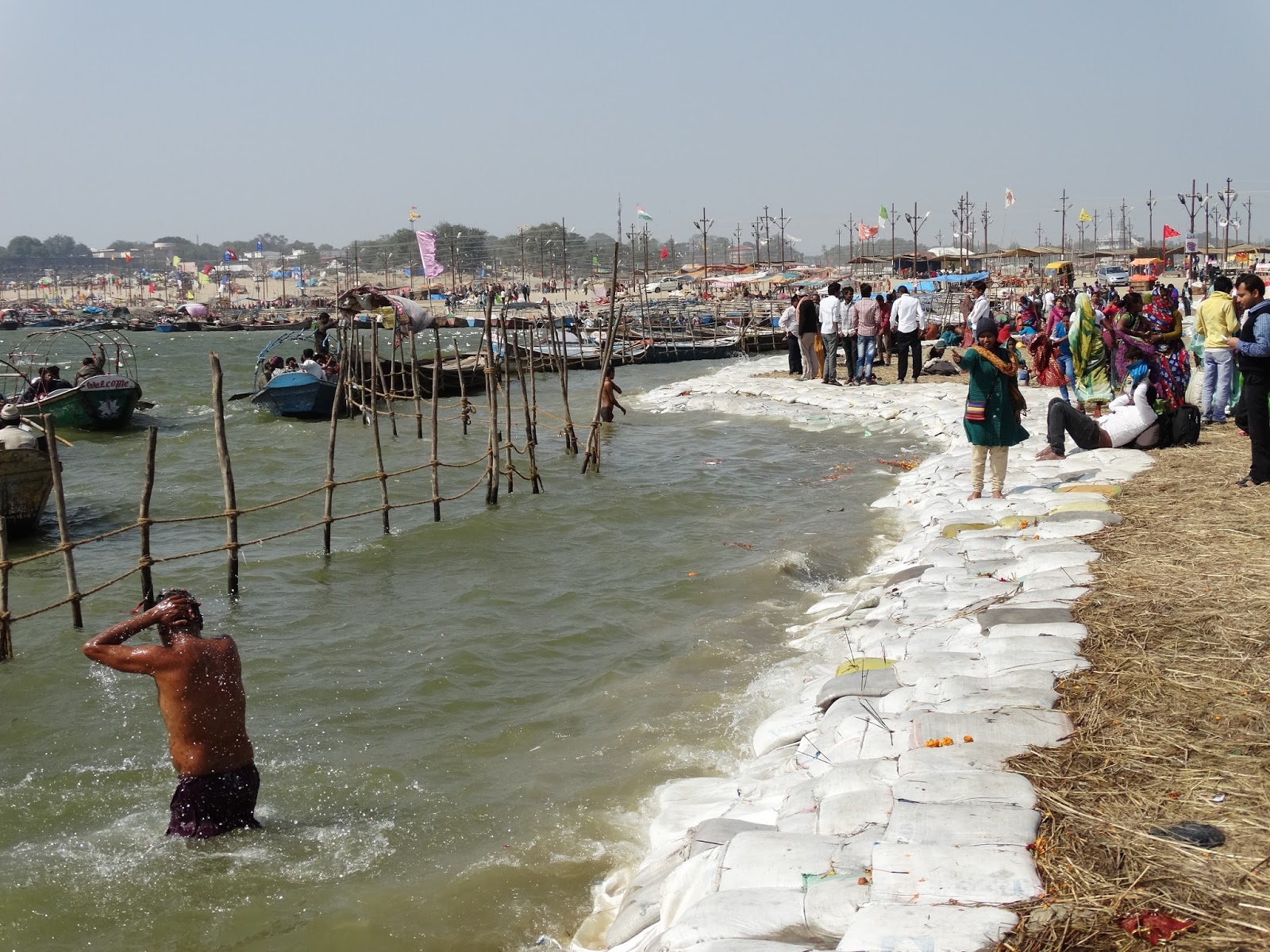 Explore Indialand: Most Polluted Rivers in India