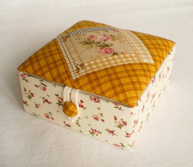 PATCHWORK MILL: My Fabric Boxes