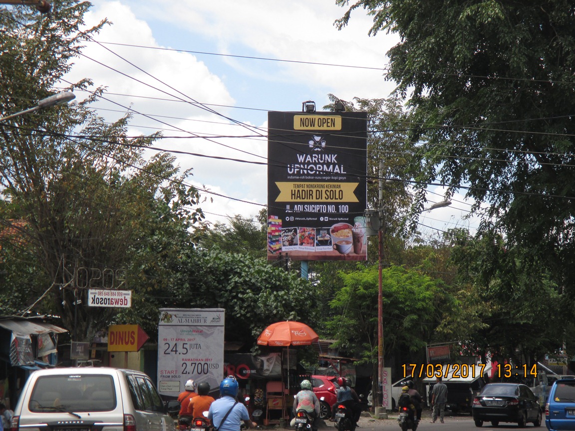 Baliho dan Vertical Banner Event Now Open WARUNK UPNORMAL SOLO ...